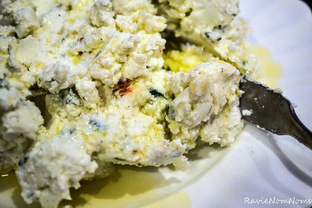 Homemade Greek Yogurt Cheese – RavieNomNoms